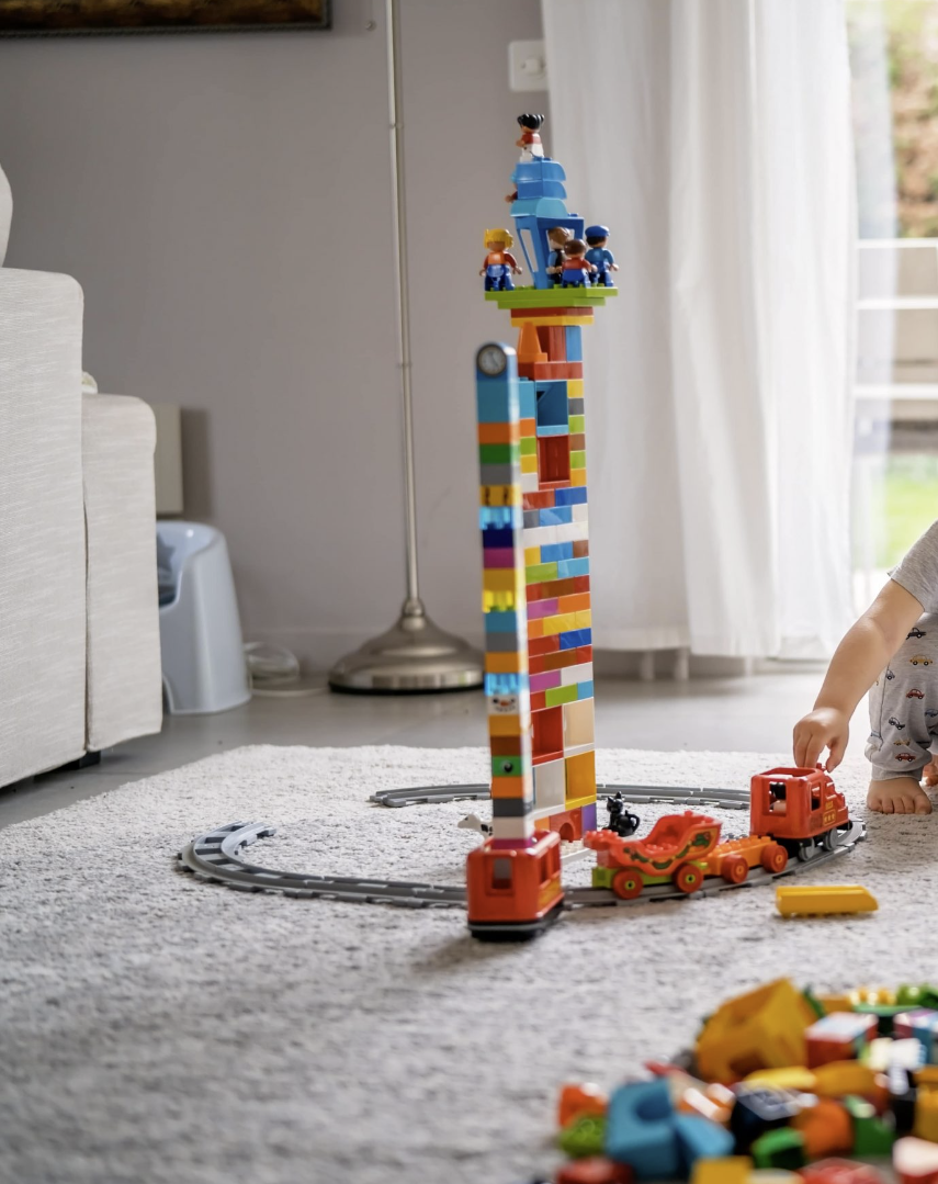 毯式建筑小史 - Ush Terek